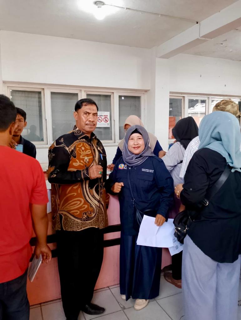 Sebanyak 1.222 KPM di Kecamatan Baiturrahman Terima Bantuan Beras ...