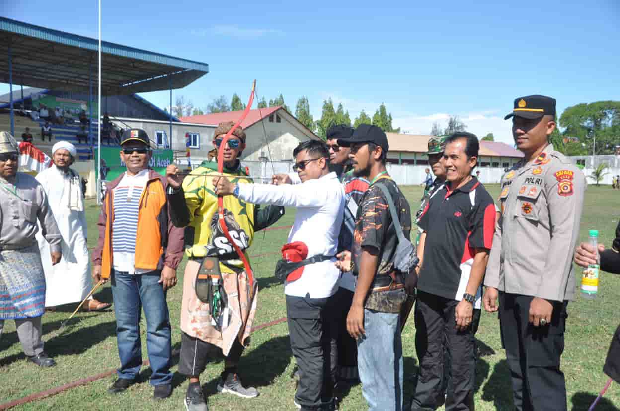 Wakili Pj Bupati, Staf Ahli Bupati Aceh Besar Hadiri Pembukaan Event Panahan Nasional - oketrend.id
