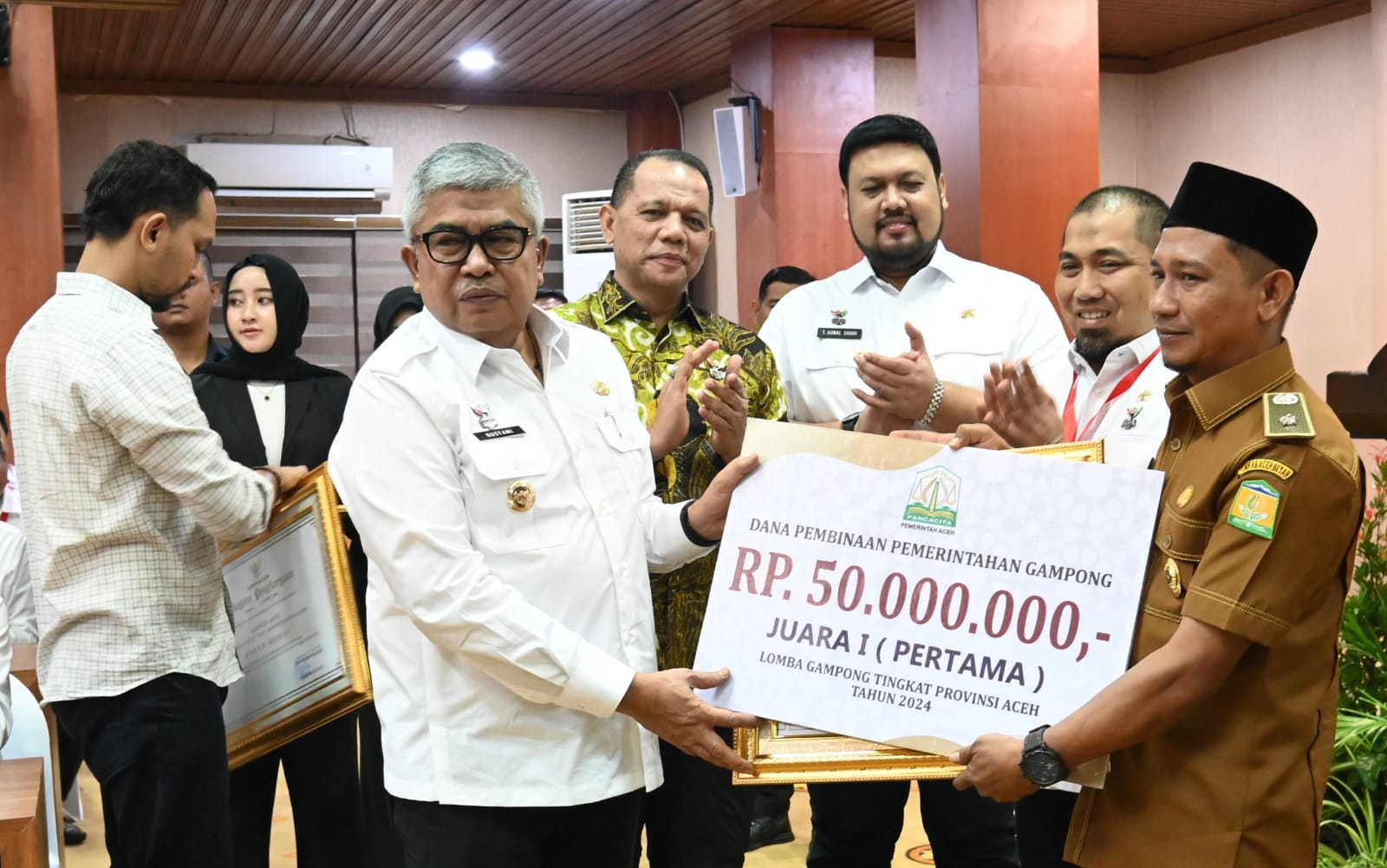 Bueng Sidom Aceh Besar Juara Pertama Lomba Gampong se-Aceh 2024 - oketrend.id