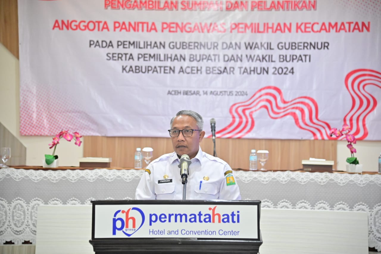 Wakili Pj Bupati, Asisten I Sekda Aceh Besar Hadiri Pengambilan Sumpah dan Pelantikan Anggota ...