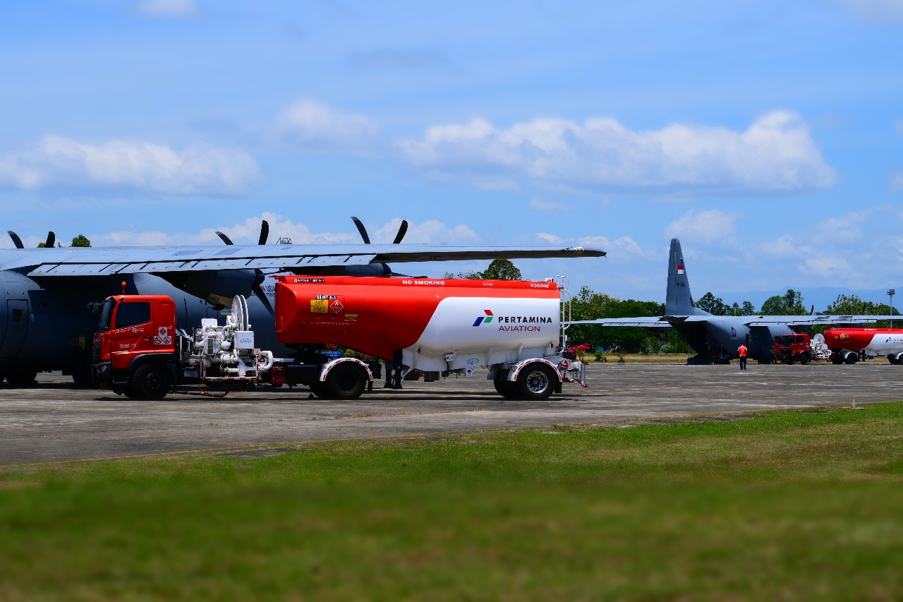 Dua Pesawat Hercules TNI AU Mendarat di Lanud SIM untuk Misi ...
